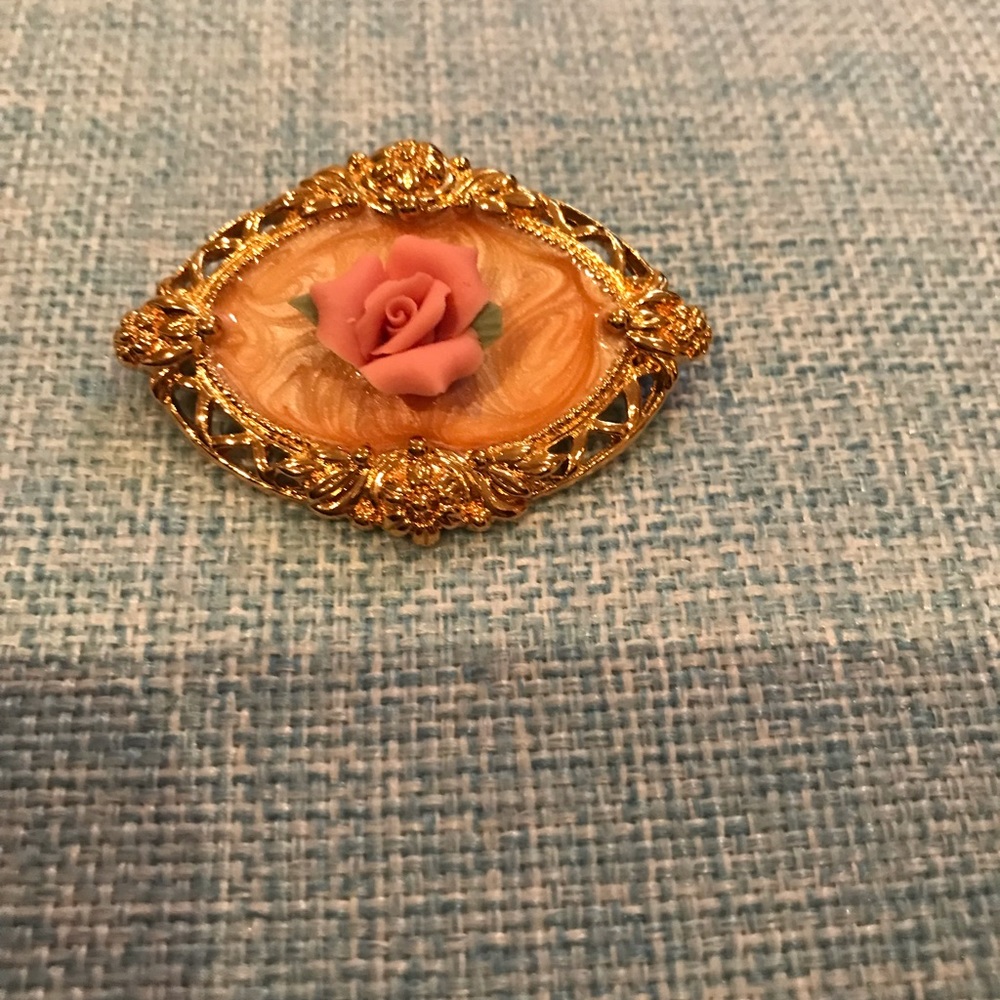 Vintage Avon Enamel Porcelain Rose Victorian Style Br… - Gem